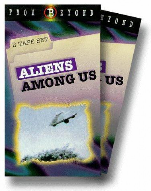 Aliens Among Us (0) - Poster US - 376*475px